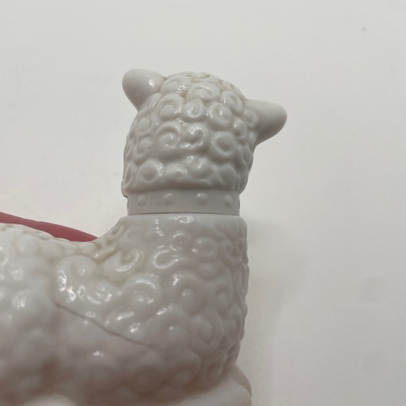 Other | Vintage Avon Lamb Perfume Bottle White Milk Glass Figurines ...